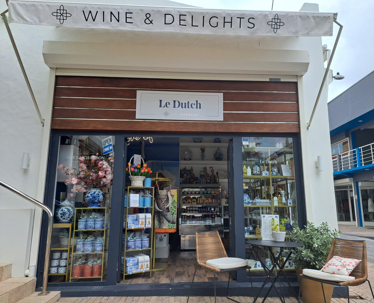 Discover Sint Maarten – Dutchie's E-Cycle